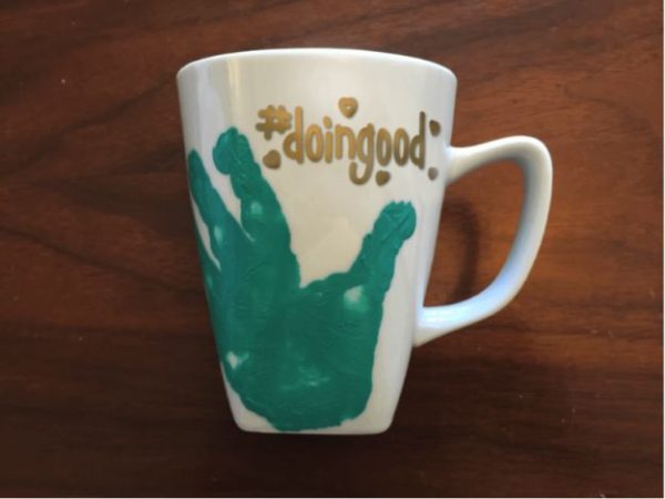 20 Best DIY Coffee Mugs To Decorate In Minutes - Craftsonfire