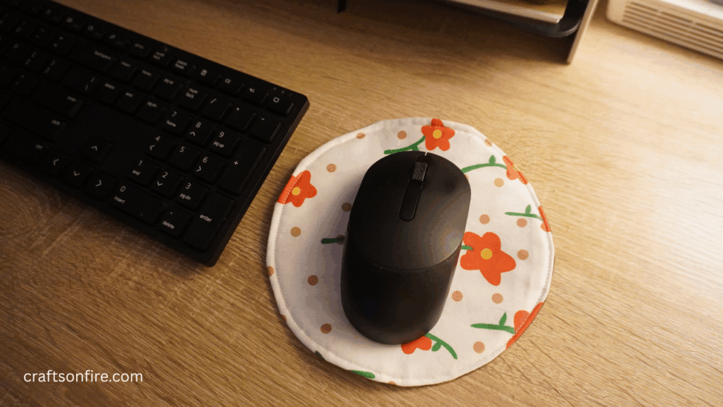 How To Sew A Mouse Pad - Craftsonfire
